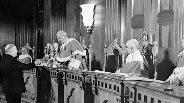 History Canada: Jan 3, 1947- The very first Canadian citizen – RCI ...