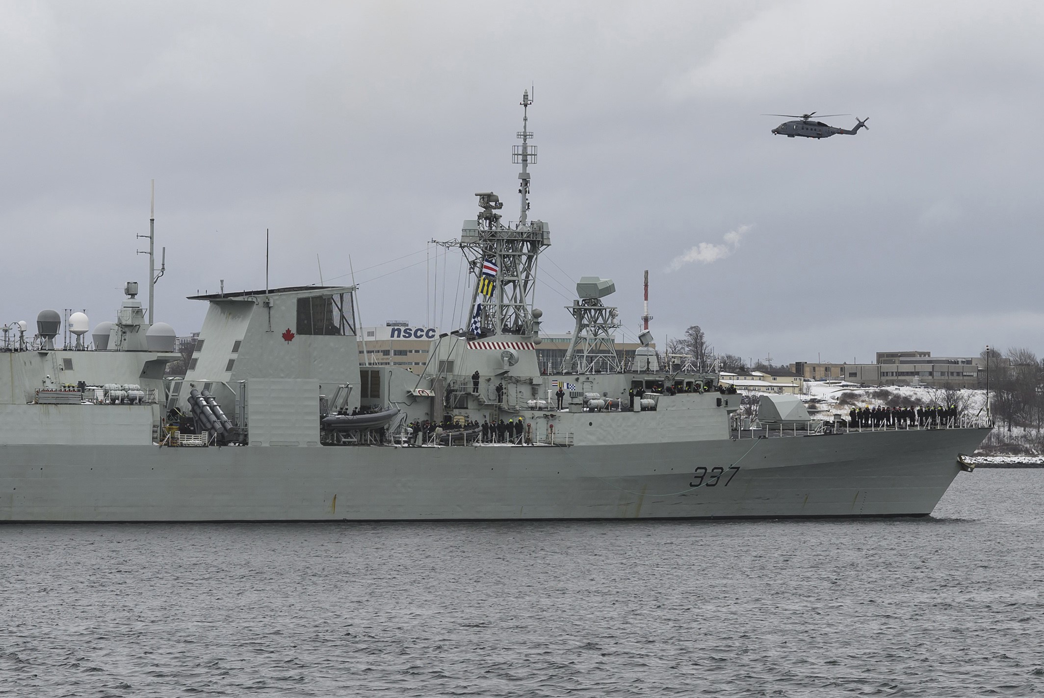 Crew of HMCS Fredericton receives commendation for ‘exceptional ...